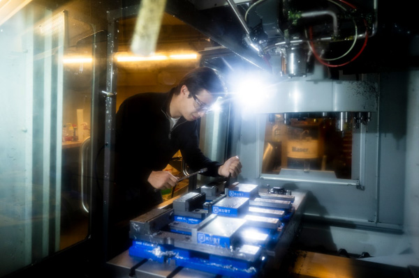 Mechanical Engineering Co-op at Apple Leads to Full-Time Position - Northeastern University ...